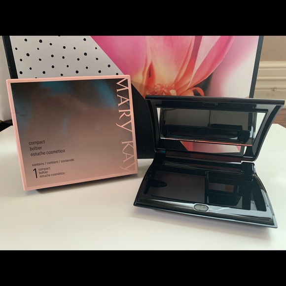 Makeup | Mary Kay Compact Unfilled | Poshmark